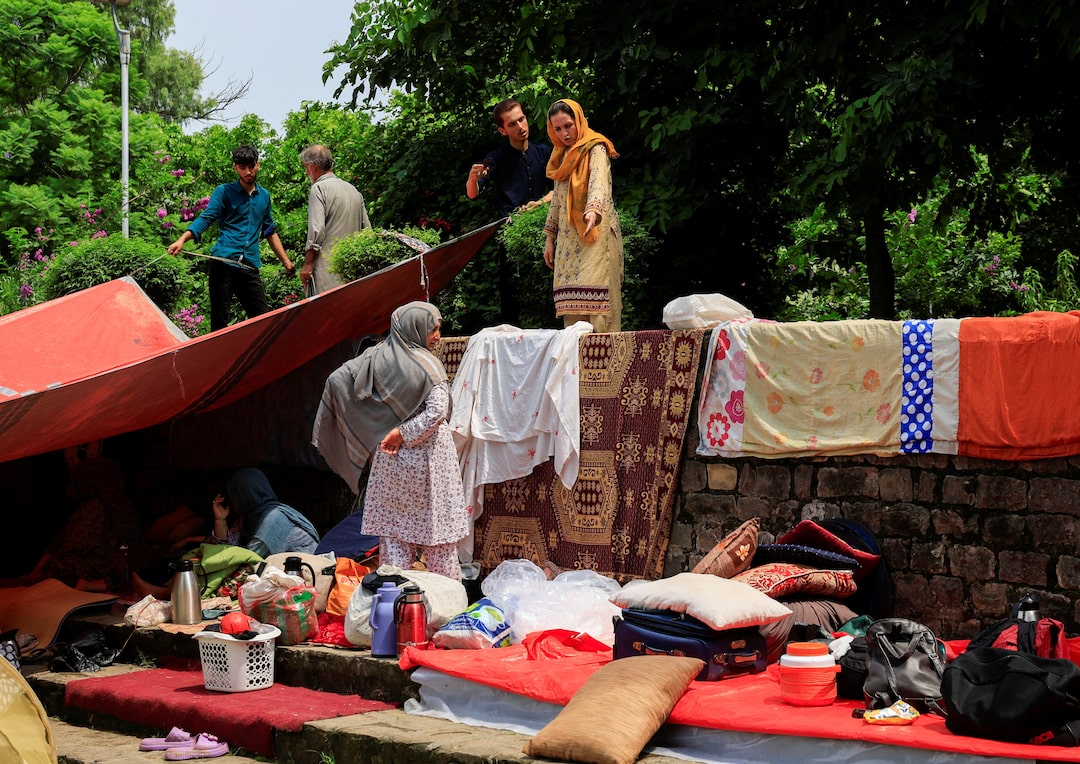 اخراج اجباری بیش از ۲۰۰ خانواده پناهجوی افغان از پارک آرجانتین اسلام‌آباد - کابل 24